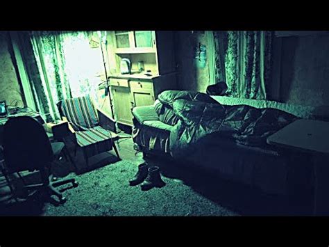 Жизнь в доме с ПРИВИДЕНИЯМИ - YouTube