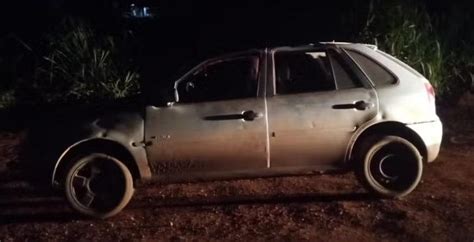 Homem é morto degolado e tem o corpo escondido em freezer por colegas