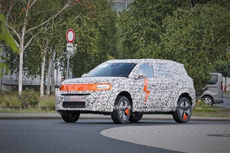 2024 Opel Crossland Ev Still Hiding Its Citroen C3 Aircross Connections