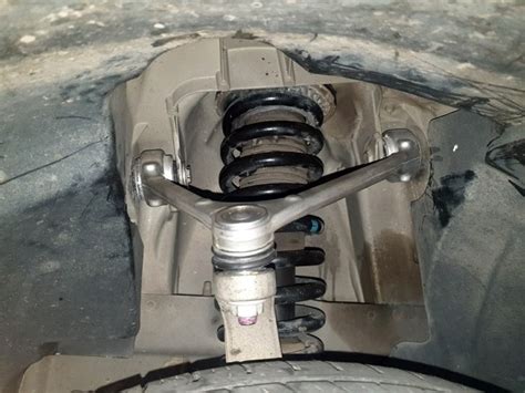 울산 재규어xjl 30d엔진경고등출력 Dpf문제로 Dpf내용물교체배기온도센서2개연료필터수분센서 하체소음으로 어퍼암좌우교환부산포항경주김해양산창원마산진주대구