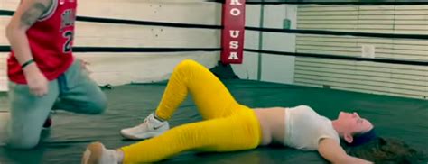 Girl Unconscious 2 Unconscious Woman Wrestlers Photo 44762093 Fanpop