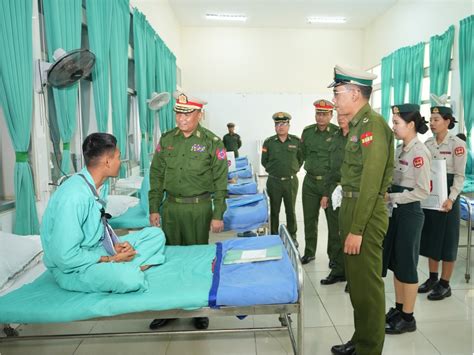 တပ်မတော်‌ဆေးရုံများ၌ တက်ရောက်ဆေးကုသမှုခံယူနေသူများအား သွားရောက်ကြည့်ရှုအားပေး Myawady Webportal