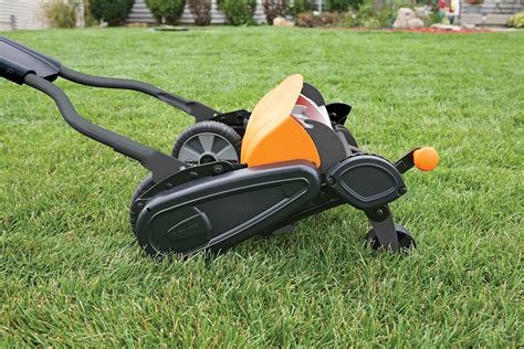 Fiskars 18 Inch Staysharp Max Reel Mower