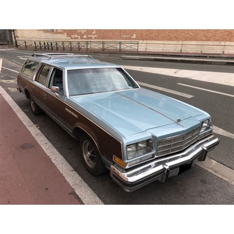 Location Auto Retro Collection Buick Estate Wagon De 1977