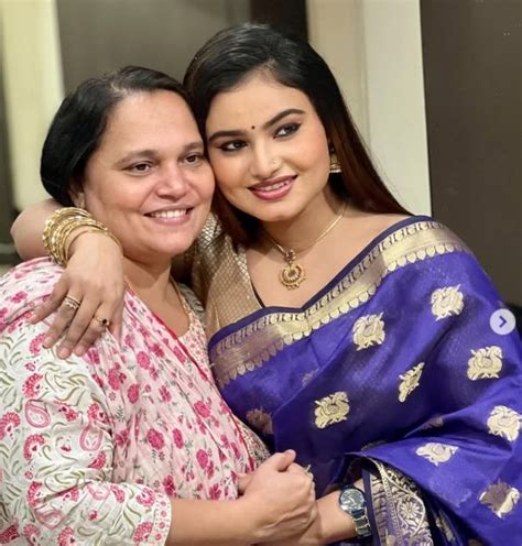 Sandra Babu Age Biography Height Career Education