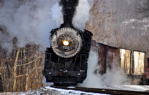 The Eyes Of Engine 734 Marylands Gorgeous Winter Train Fanatics