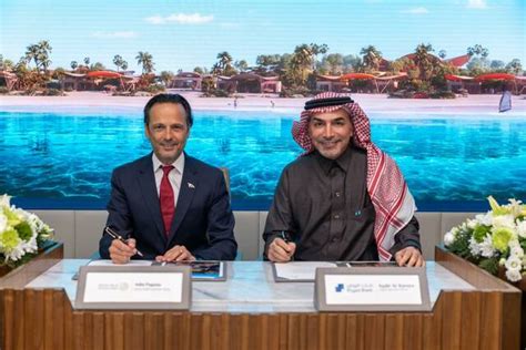 البحر الأحمر الدولية توقع اتفاقية تمويل مع بنك الرياض بـ2 مليار