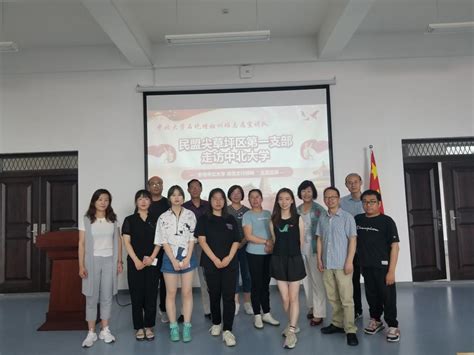 传播红色文化感悟太行精神——人文社会科学学院学子开展志愿者宣讲活动 中北大学人文社会科学学院