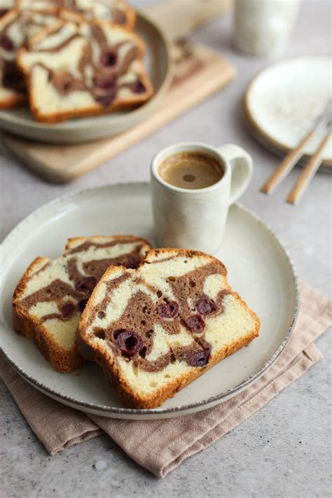 Mramorni kolač sa višnjama Mystic Cakes