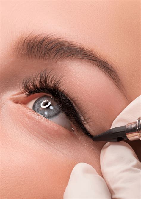 Permanent Eyeliner Trivine