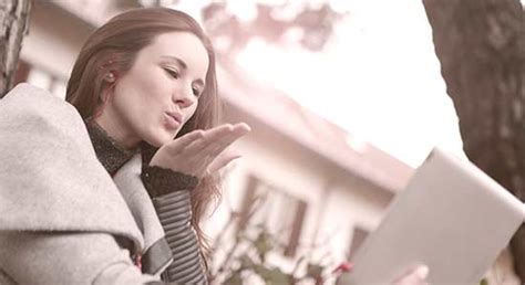 How To Survive A Long Distance Relationship 10 Best For Women