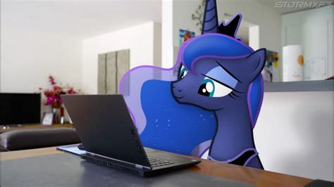 کارتون پونی کوچولو واقعی پرنسس لونا