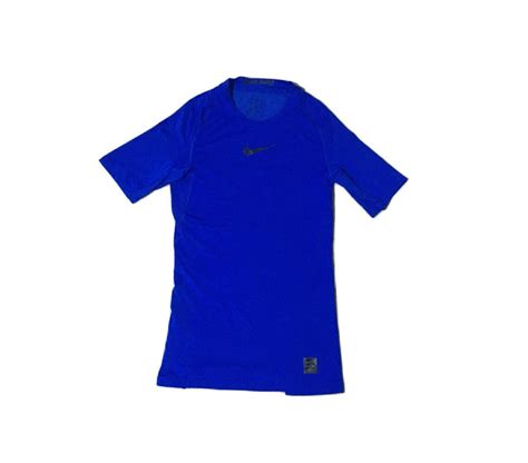 Nike Pro Combat Men S Fashion Activewear On Carousell