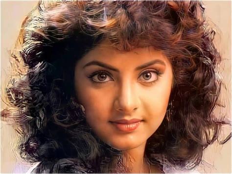 Divya Bharti Birth Anniversary Actress Death Day Details Love Marriage