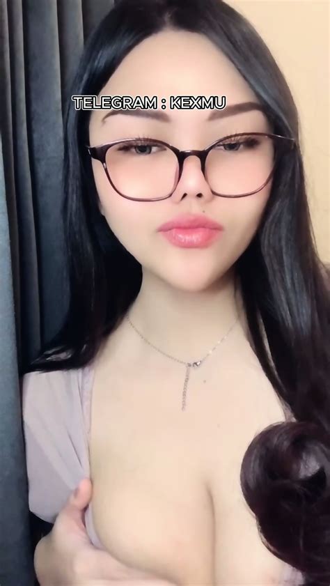 Makin Besar Susunya Araa Ludahin Crot Dimulut Eporner