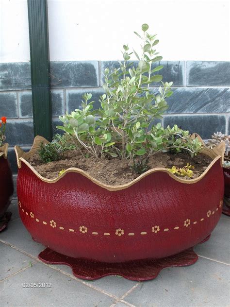 5 Easy Steps To Make A Diy Tire Planter The Owner Builder Network
