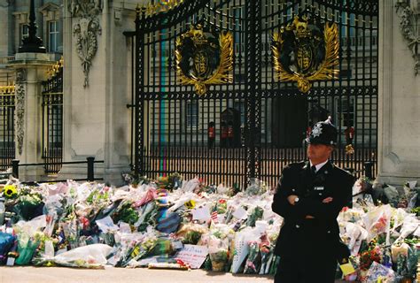 Princess Diana Funeral Princess Diana Funeral Diana Funeral Images