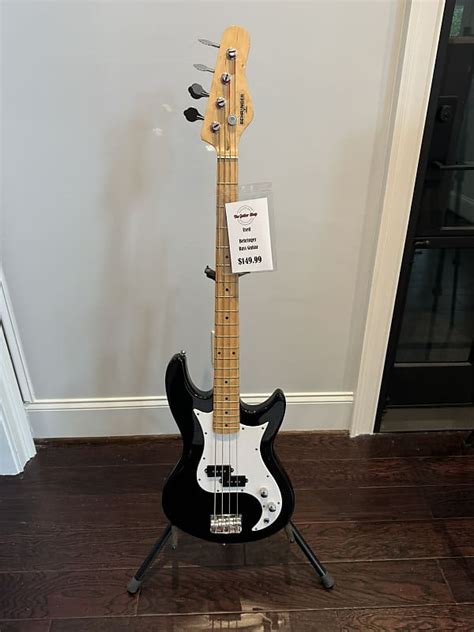 Behringer Bass Guitar Black Reverb