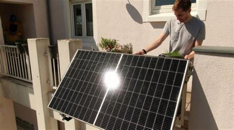 Aprovechemos Los Balcones Con Paneles Fotovoltaicos Desenchufados