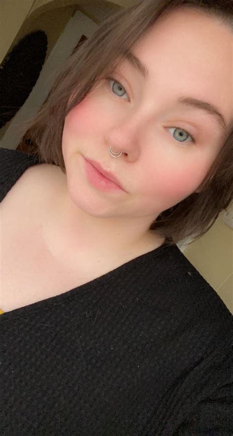 [33f] Heey R Selfie