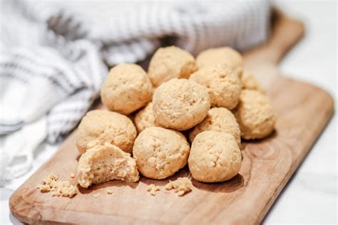 Easy Peanut Butter Balls Genuinely Jana