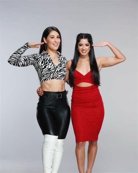 Wwe Women 🌞 Yulisa Leon And Valentina Feroz