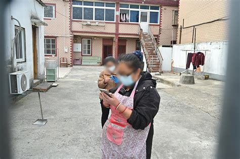 上海战疫丨走进浦东北蔡镇联勤村：转运接近尾声，将全面消杀快看澎湃新闻 The Paper