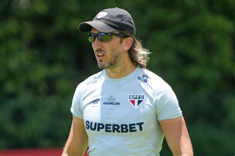 São Paulo Usará Time Alternativo Nas últimas Rodadas Do Brasileiro