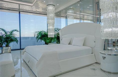 КАТО В ХОЛИВУД Ето я най скъпата къща в България СНИМКИ Информационна агенция ПИК