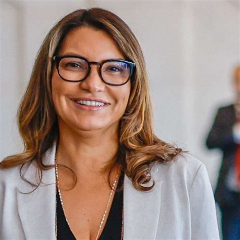 Janja Publica Vídeo Com Artistas E Lula Em Defesa Da Democracia