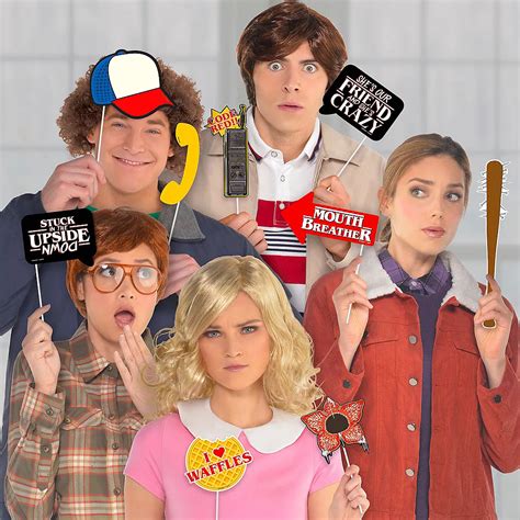 Stranger Things Photo Booth Props 13ct Party City