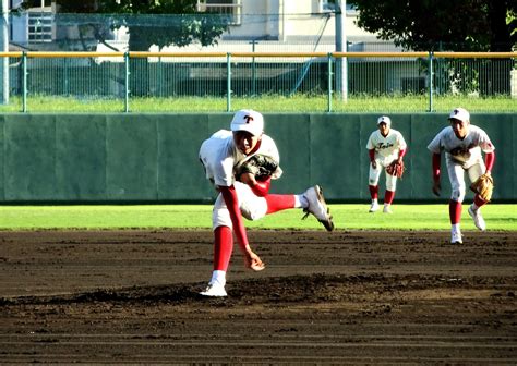 高校野球和歌山大会 On Twitter 秋季近畿地区高校野球大会県一次予選、dゾーン代表決定戦は熊野が6対4で桐蔭に競り勝ち、2年連続