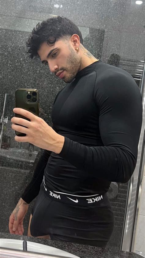 M Le Model