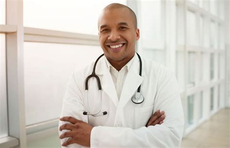 Quanto Ganha Um Médico Escola Educação