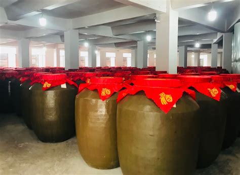 茅台基酒制作上需要什么技巧？