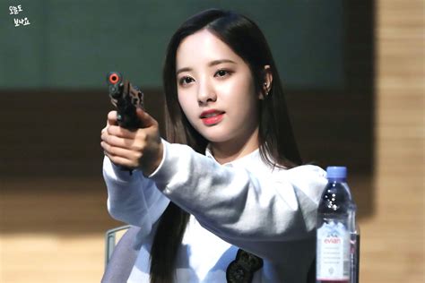 더쿠 오늘 네이버그린팩토리에 나타난 우주소녀