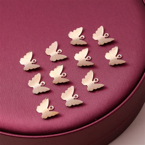 Badu Bg 100 бр 11x10 Mm малки 2 цвята насекоми пеперуди талисмани за