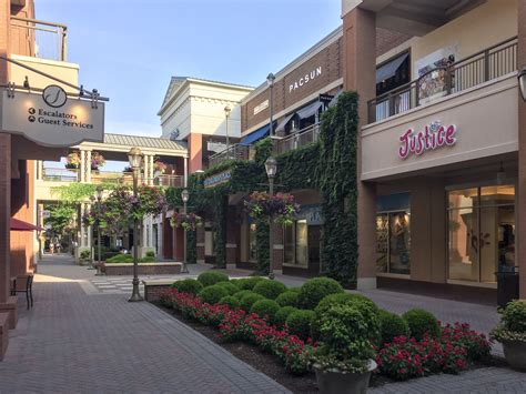 Short Pump Town Center — Rich Life In Richmond Virginia