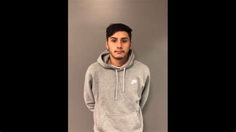 Hispano Se Masturba En Walmart Tras Madre E Hijo Video Y Fotos