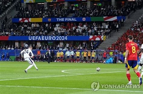 케인의 굴욕 유로 월드컵 동반 득점왕 역대 2호…그러나 무관 나무뉴스