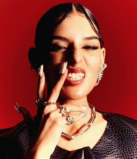 Belgian Artist Chaïma Drops Debut Ep Cinq Mundane