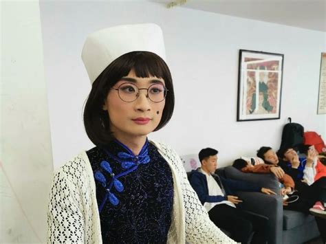 郭德綱曬劇照，風頭卻都讓他搶去，果然是德雲社張曼玉！ 每日頭條