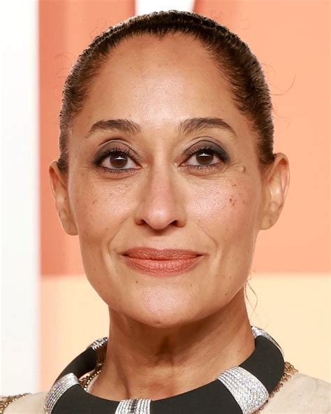 Tracee Ellis Ross Serves Up Glossy Neutrals At The Vanity Fair Oscar