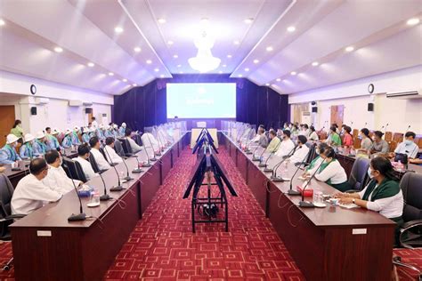တနင်္သာရီတိုင်းဒေသကြီး လူရည်ချွန် ကျောင်းသားလူငယ်များ သြဝါဒခံယူပွဲ အခမ