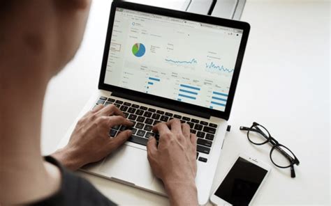 10 Ways Small Businesses Can Start Using Data Analytics