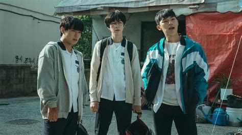 Series Weak Hero Class 2 Tayang 25 April 2025 Okezone Celebrity