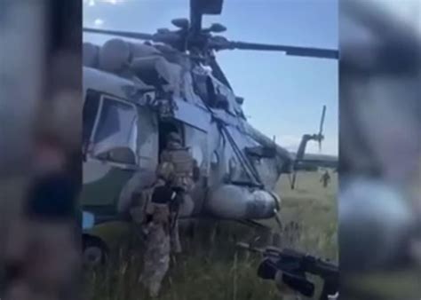 Зявилися кадри викрадення гелікоптера РФ