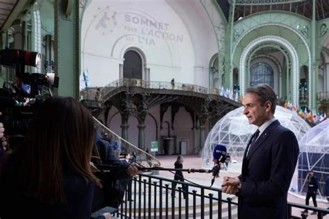 Мицотакис Грција е една од првите земји што развива национална стратегија за ВИ