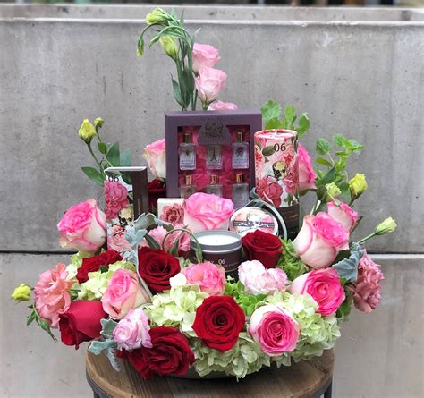 Pink Lisianthus And Hydrangea Plants N Petals Flowers Arrangement