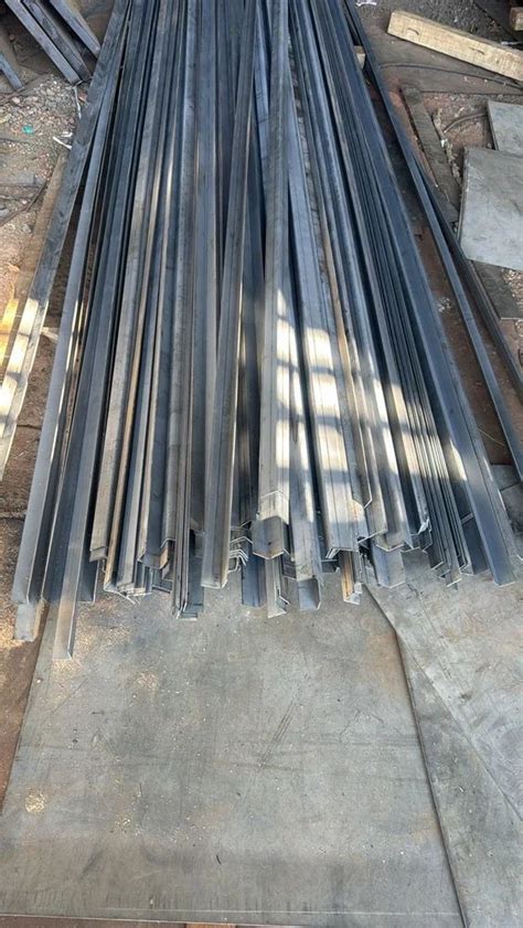 3 Meter Gi Angle 2mm At ₹ 60kg In Indore Id 2855520803697